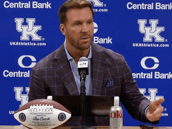 Tim Couch - Kentucky Pro Football Hall of Fame